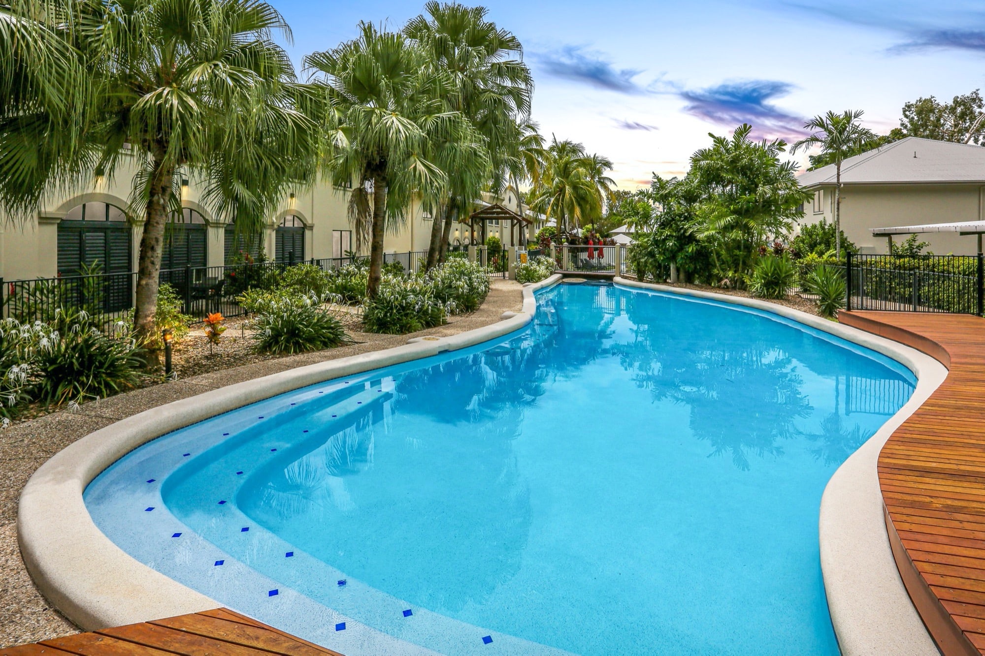 Palm Cove Hotel Guest Reviews | Mango Lagoon Resort